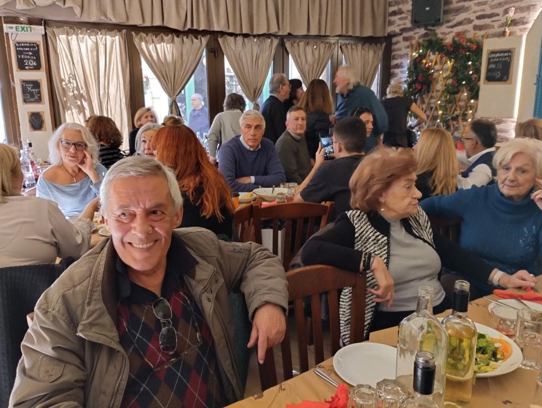 Κυριακή 04.02.2024: Στιγμιότυπα από την κοπή της πίτας του Συλλόγου μας ...