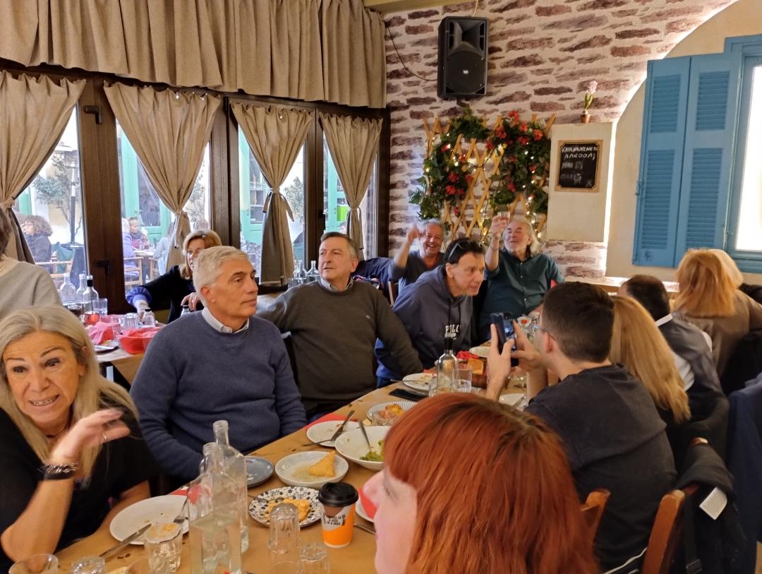 Κυριακή 04.02.2024: Στιγμιότυπα από την κοπή της πίτας του Συλλόγου μας ...